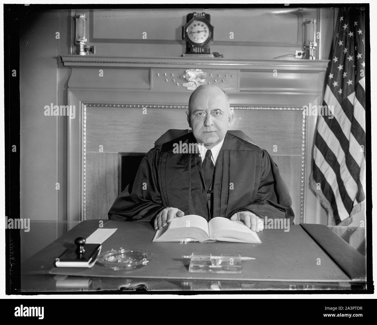 Stanley reed hi-res stock photography and images - Alamy