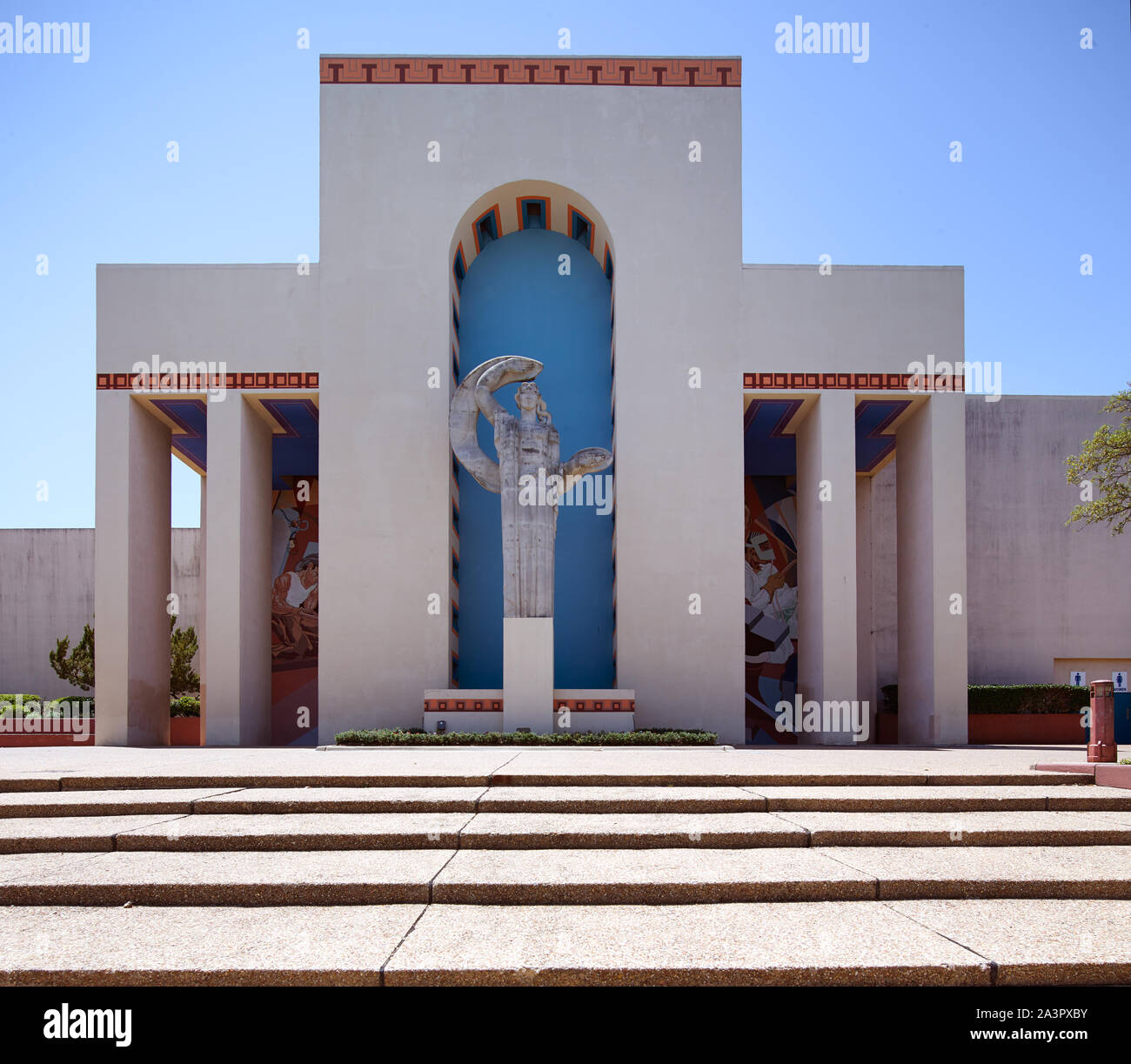 Statue at Fair Park, site of the 1936 Texas Centennial celebration and ...