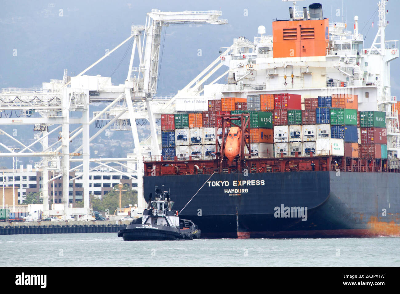 Tokyo express ship hi-res stock photography and images - Alamy