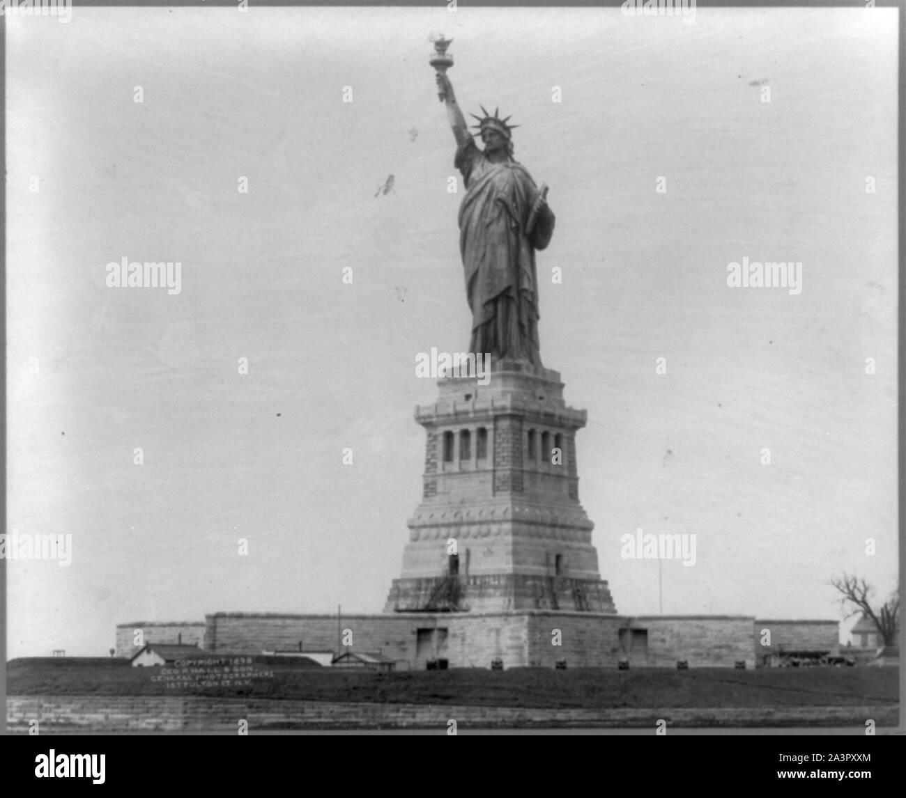 Art statue liberty Black and White Stock Photos & Images - Alamy