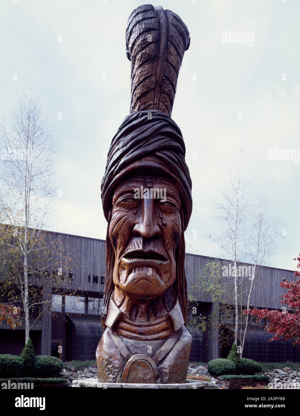 Statue of the Cherokee leader Sequoyah, Cherokee, North Carolina Stock ...
