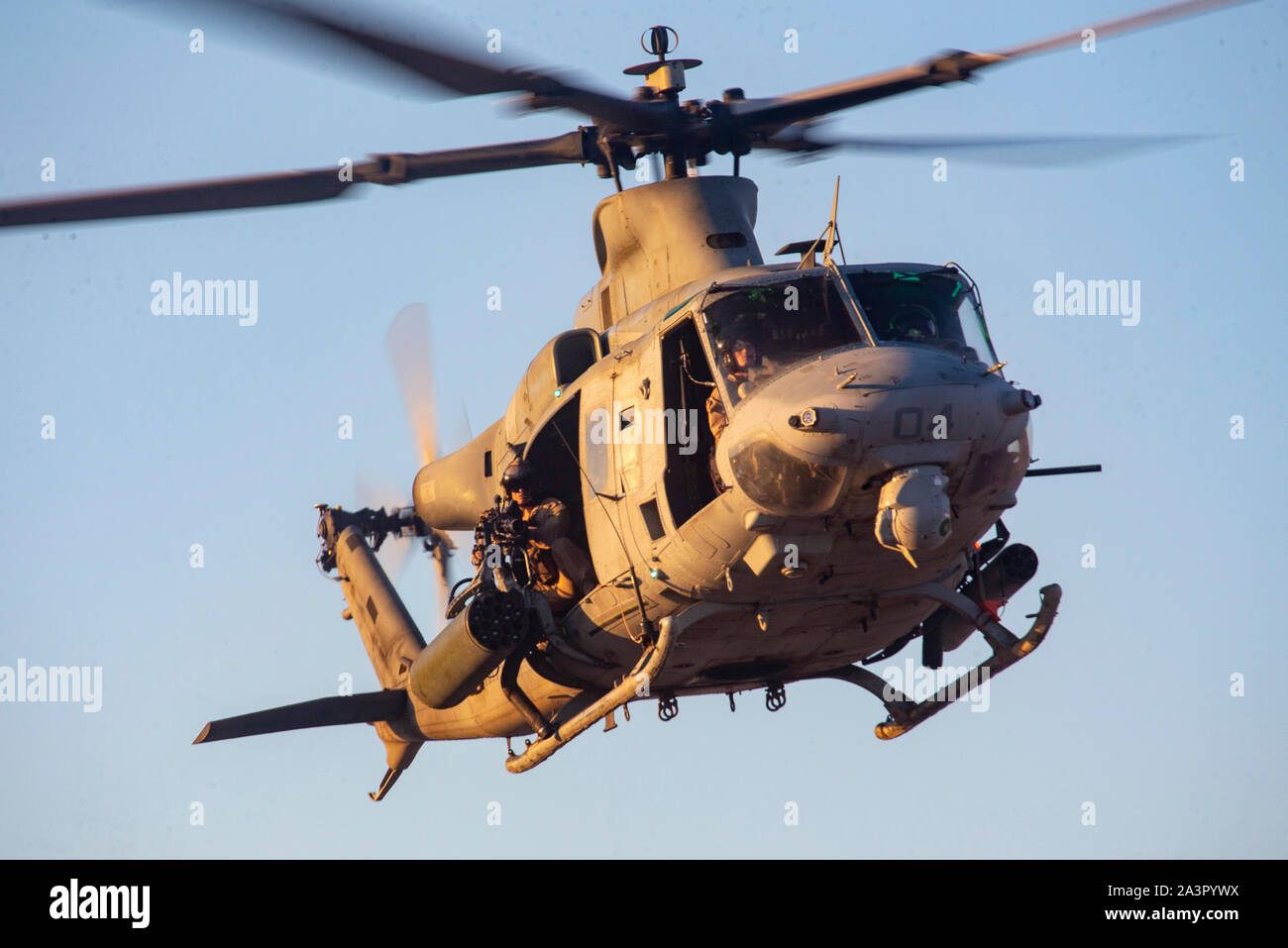 U s marine corps uh 1 huey hi-res stock photography and images - Alamy