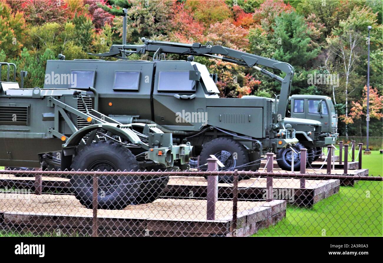 Types of howitzers hi-res stock photography and images - Alamy