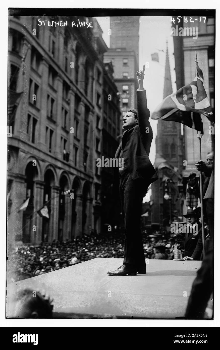 Wise the i Cut Out Stock Images & Pictures - Alamy