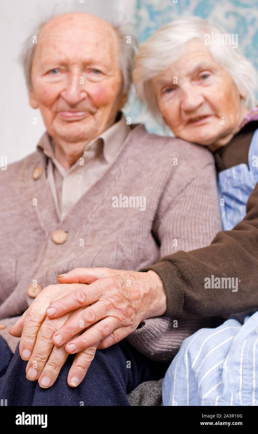 Old people staying home hi-res stock photography and images - Alamy
