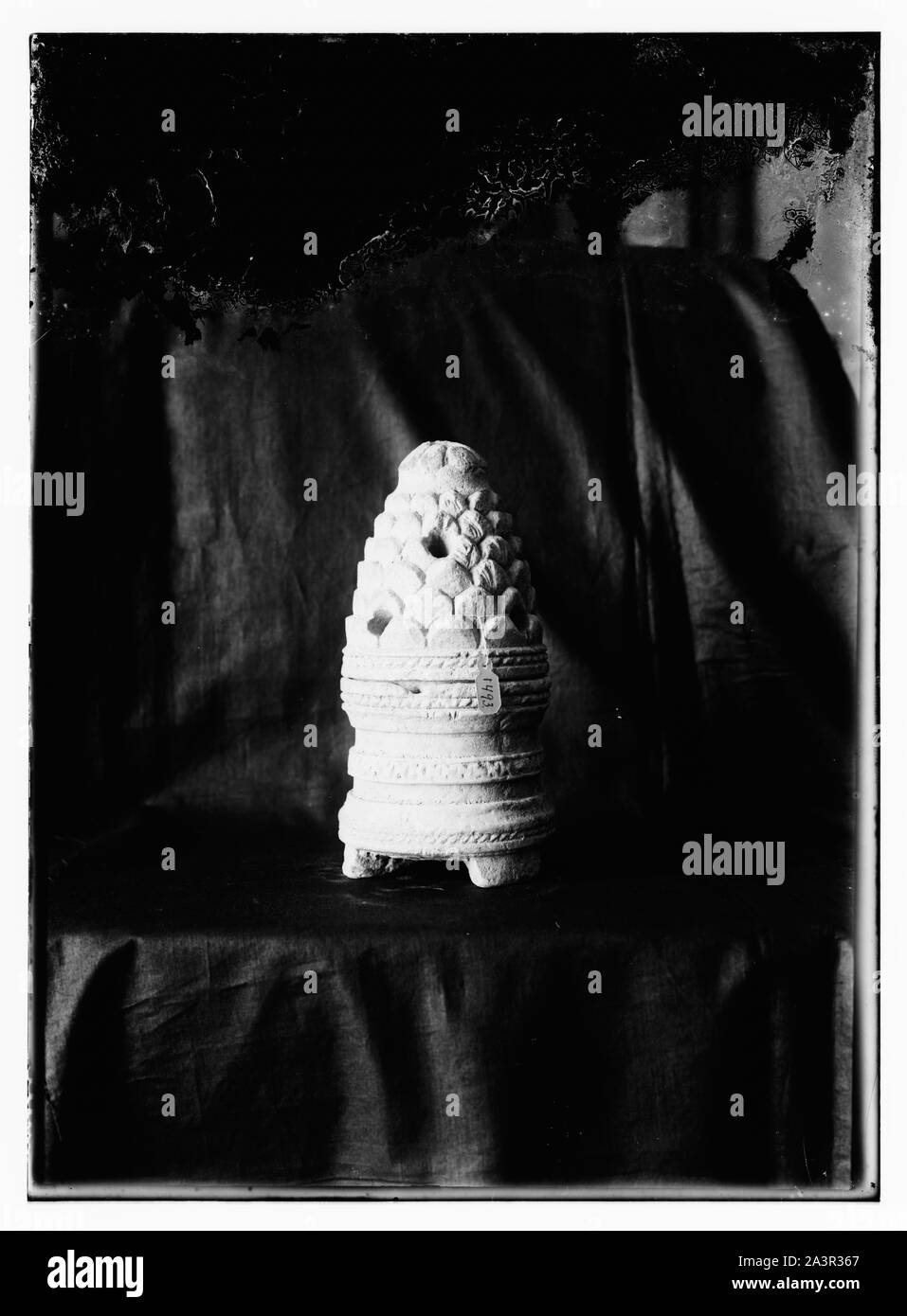 Stone workmanship Cut Out Stock Images & Pictures - Alamy