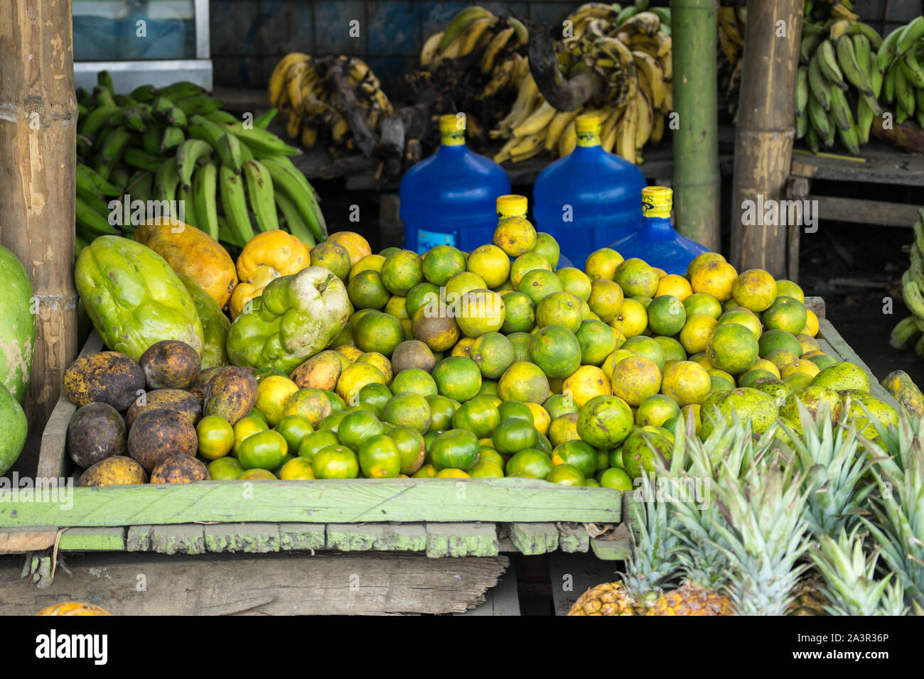 South American fruit stand Stock Photo - Alamy