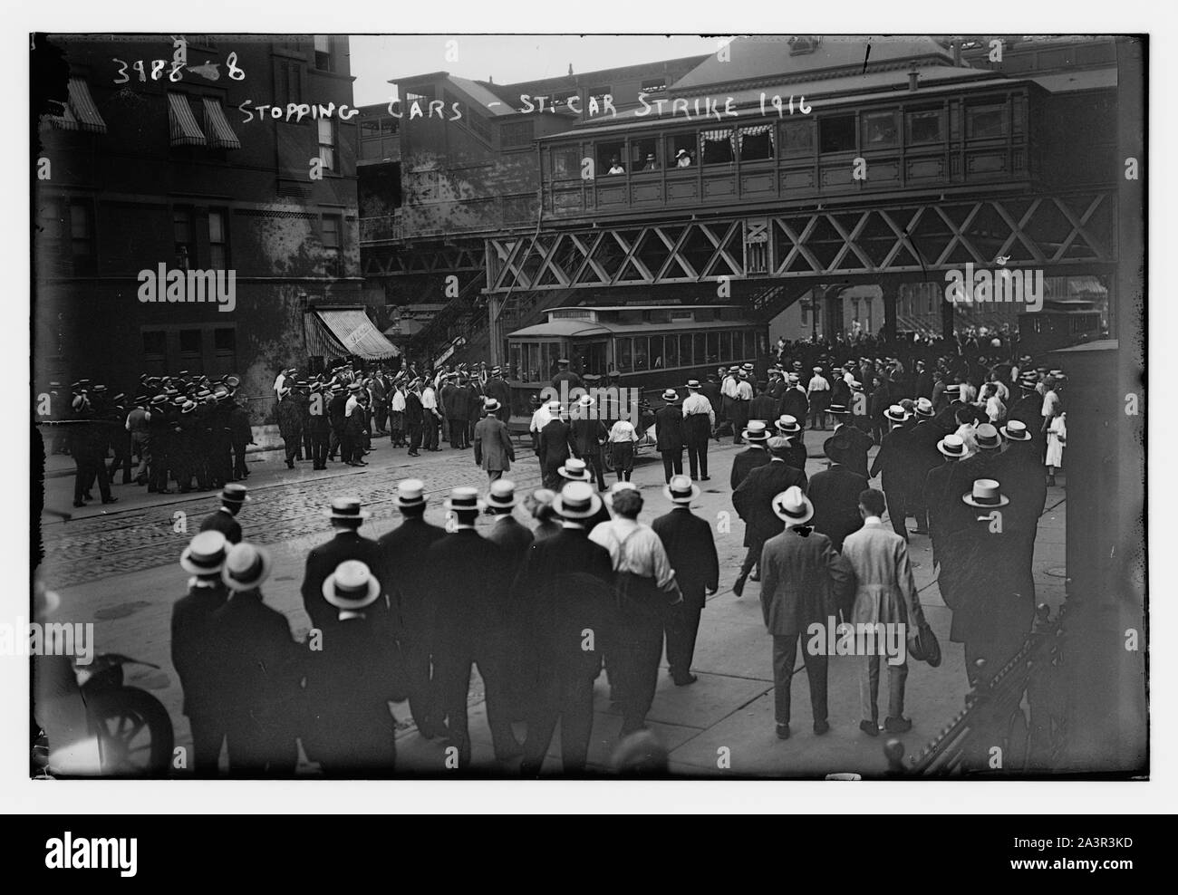 Car strike 1916 hi-res stock photography and images - Alamy