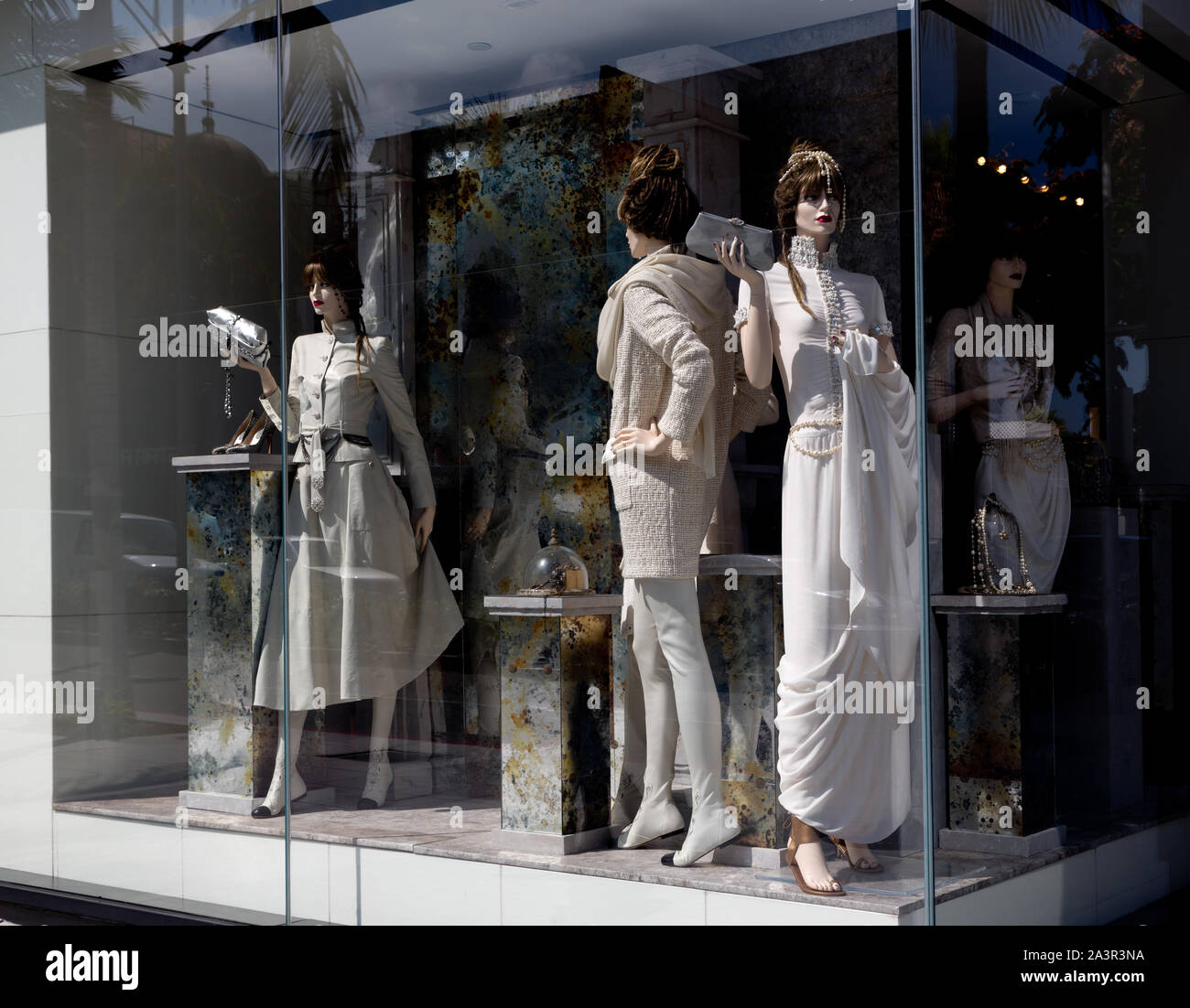 Store window on Rodeo Drive in Los Angeles, California Stock Photo - Alamy