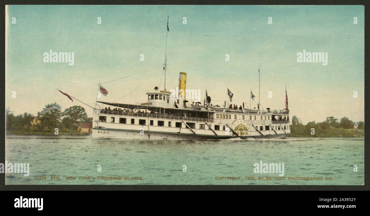 Thousand islands scenic cruise hi-res stock photography and images - Alamy