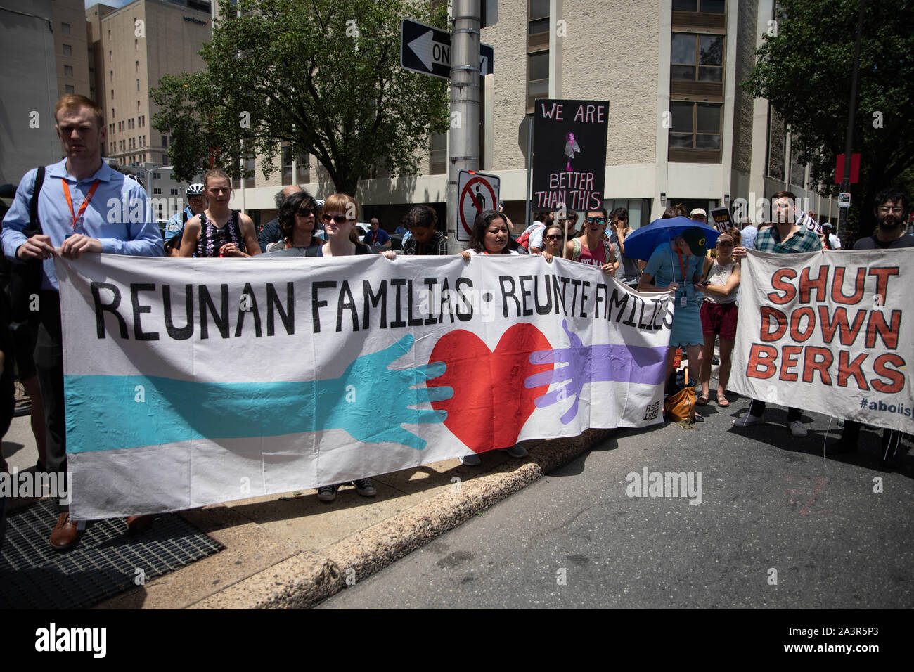 Detention center usa ice conditions hi-res stock photography and images ...