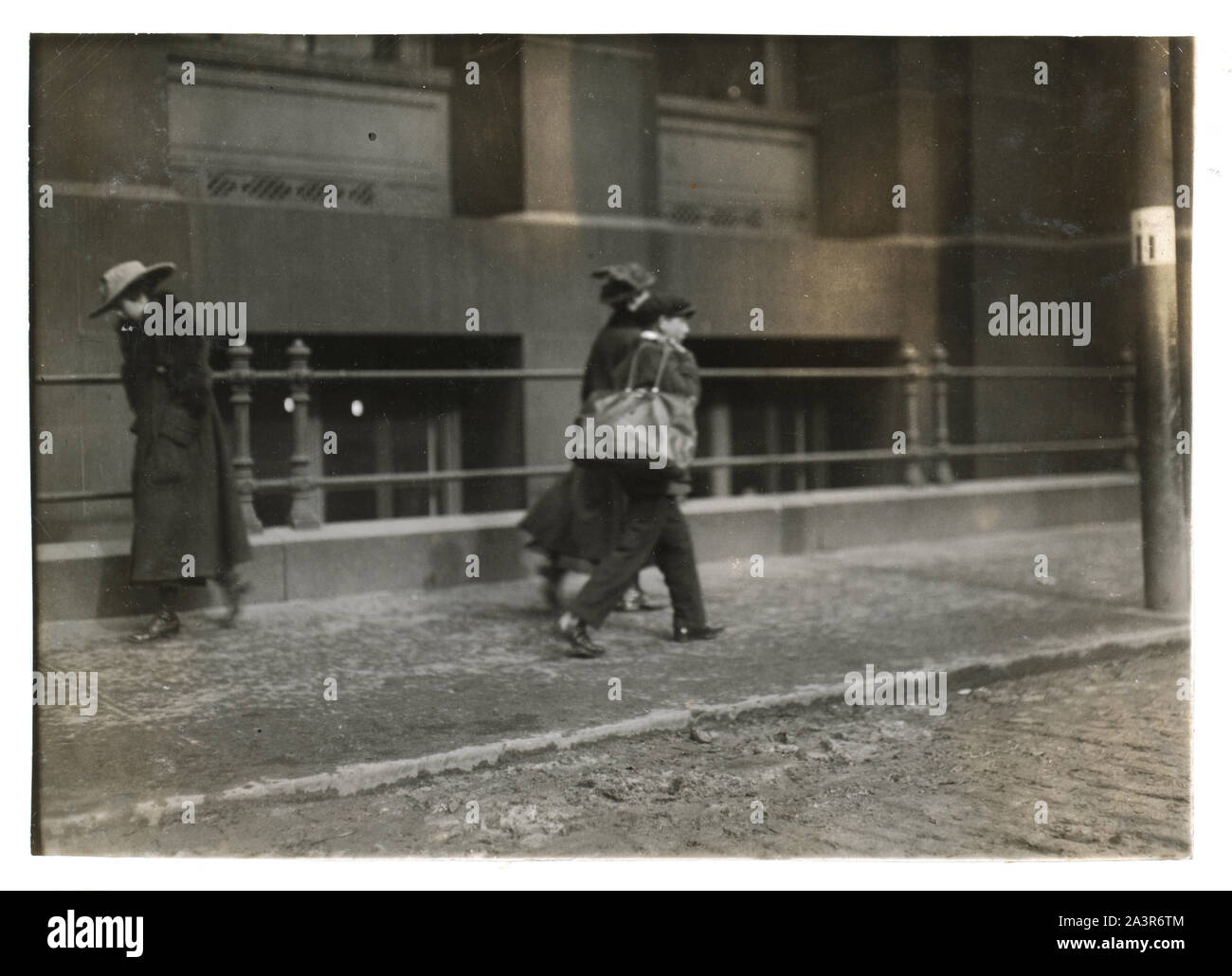 Working street Cut Out Stock Images & Pictures - Alamy