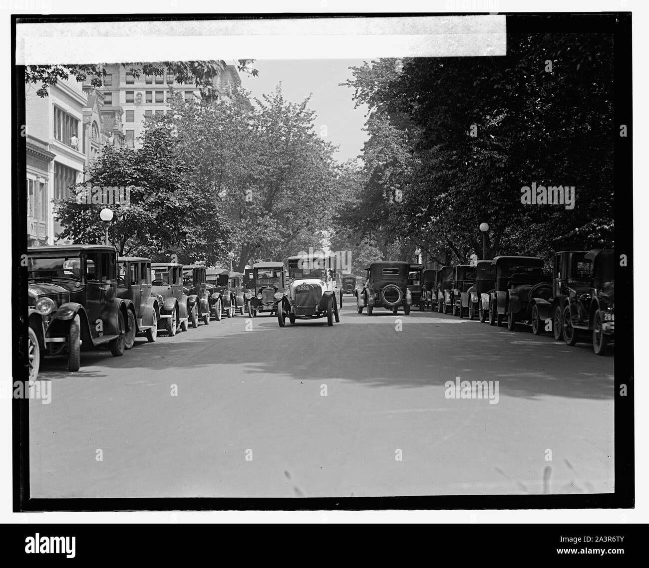 Street scenes urban life Black and White Stock Photos & Images - Alamy