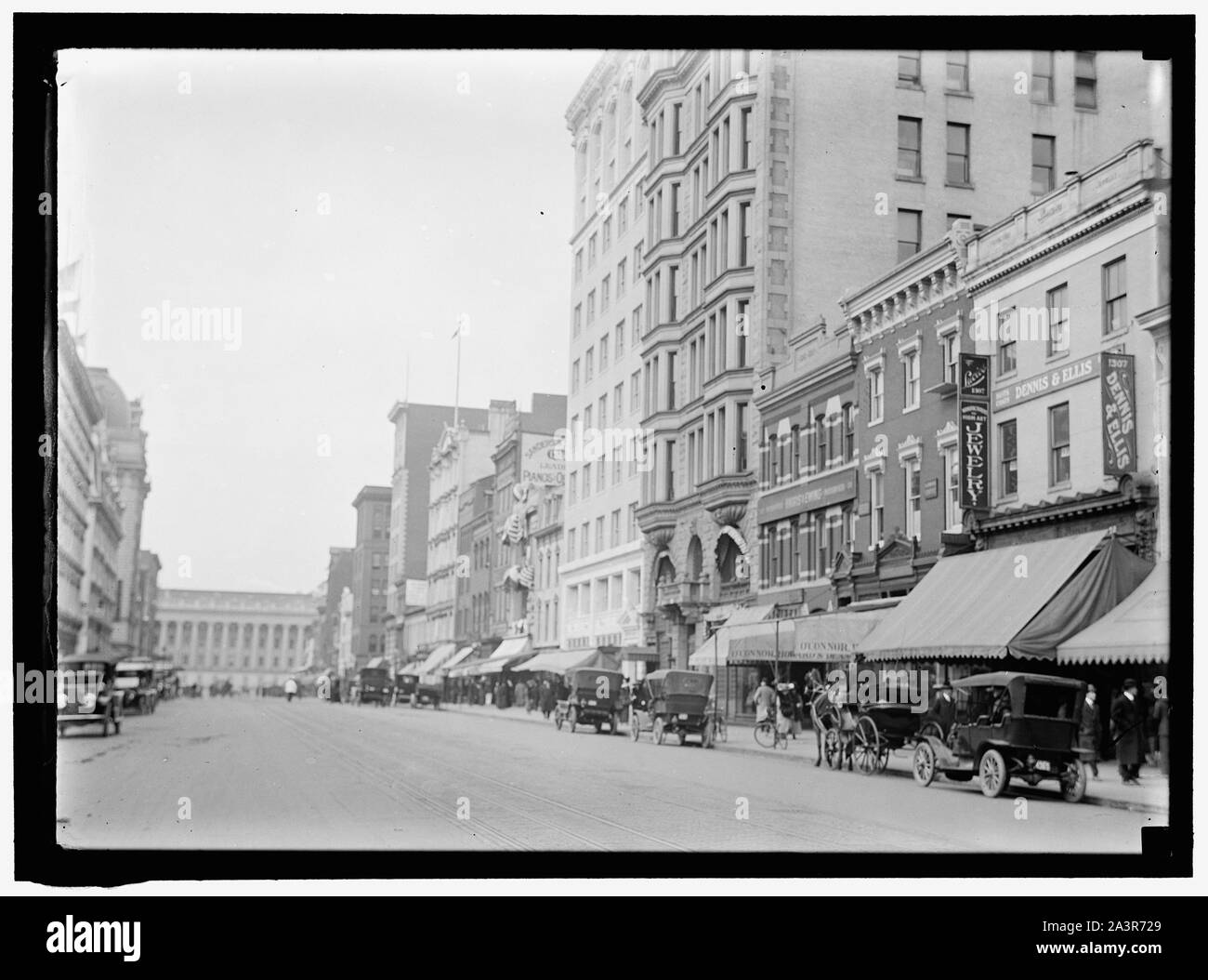 Street view washington d c Black and White Stock Photos & Images - Alamy