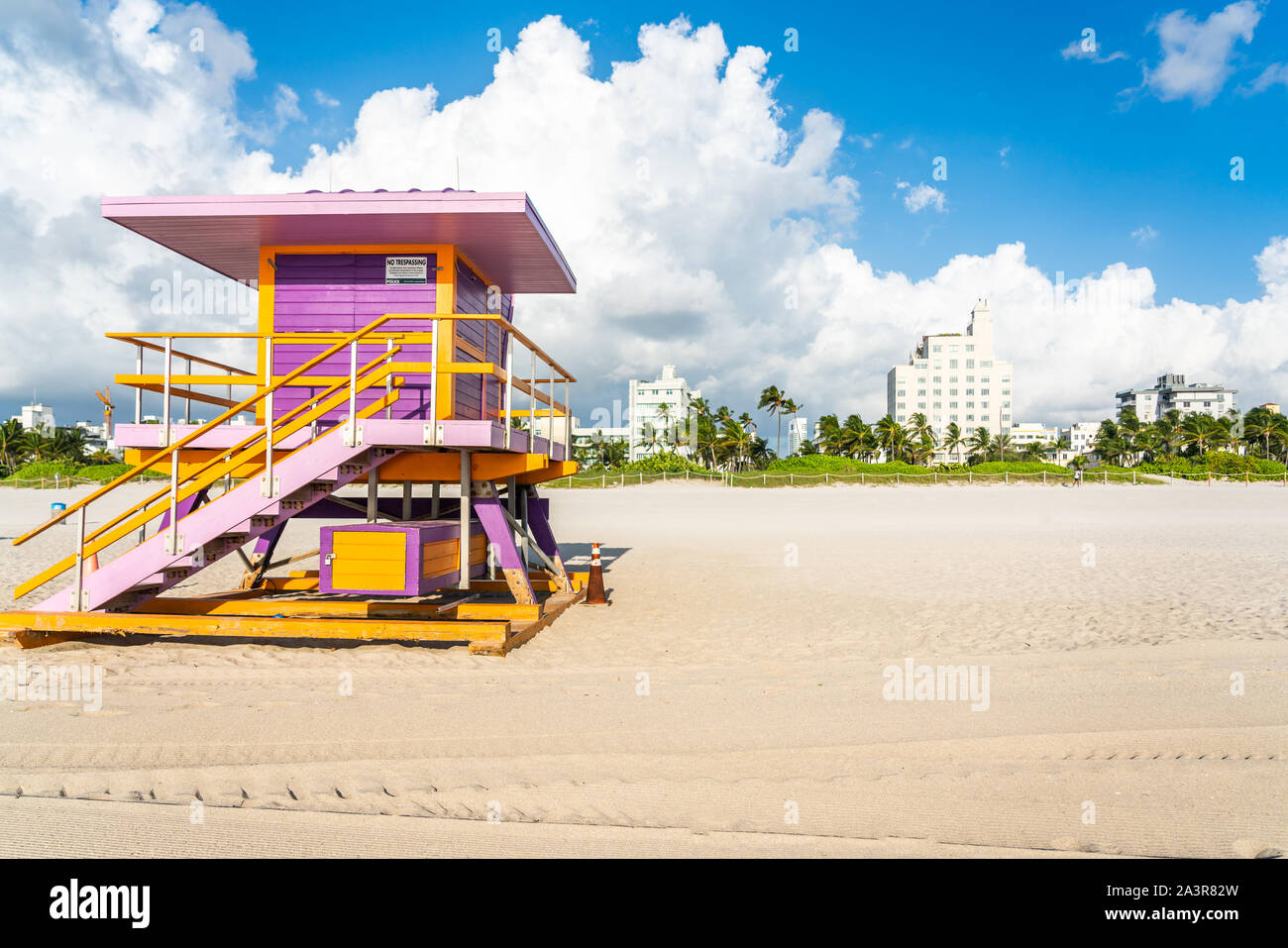 Lifeguard station in miami beach, florida, usa Stock Photo - Alamy