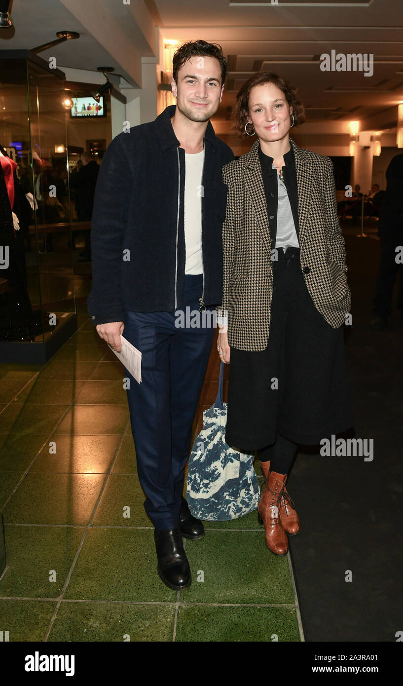 Berlin, Germany. 09th Oct, 2019. Samuel Schneider and his girlfriend ...
