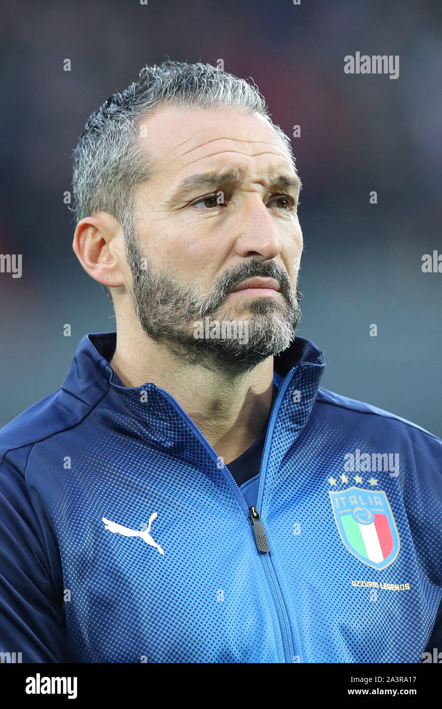 07 October 2019, Bavaria, Fürth: Soccer: DFB-All-Stars against Italy in ...