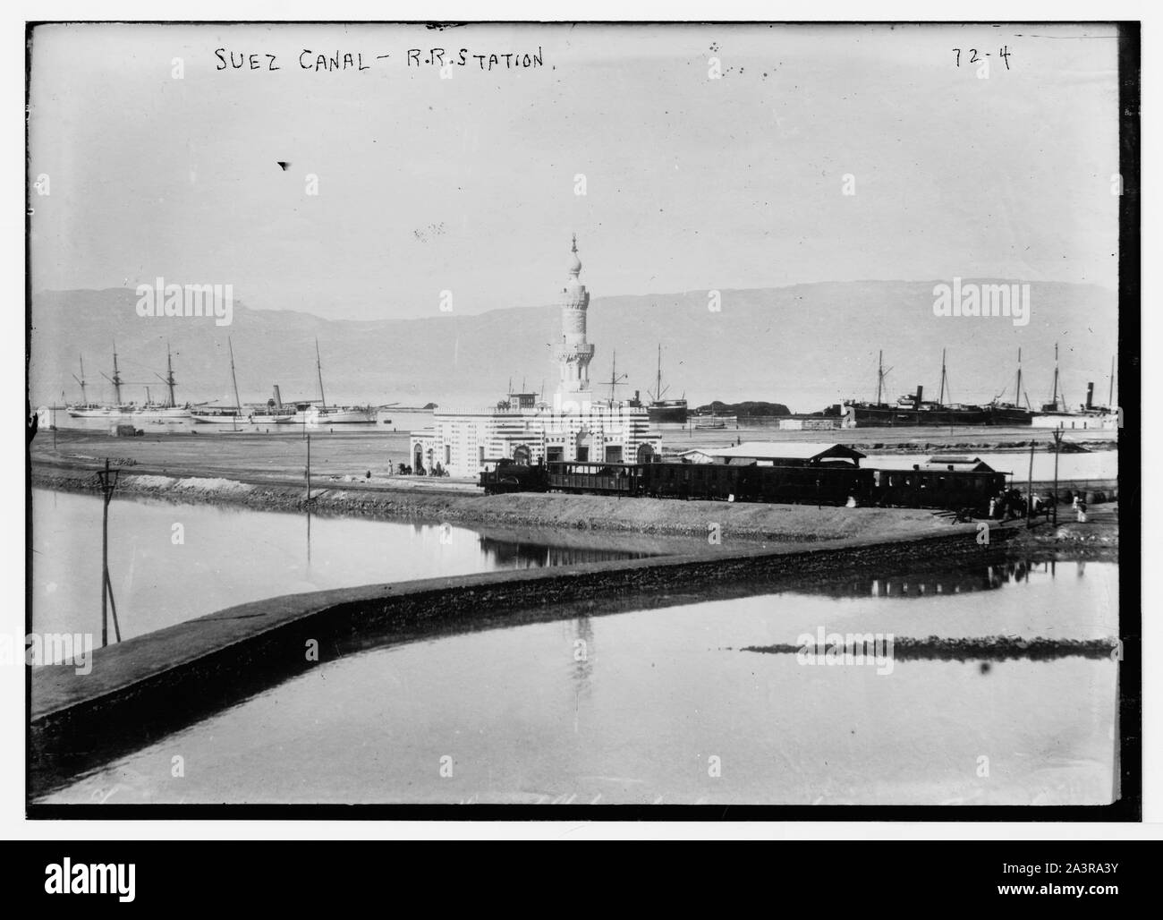 Railroad by sea Black and White Stock Photos & Images - Alamy