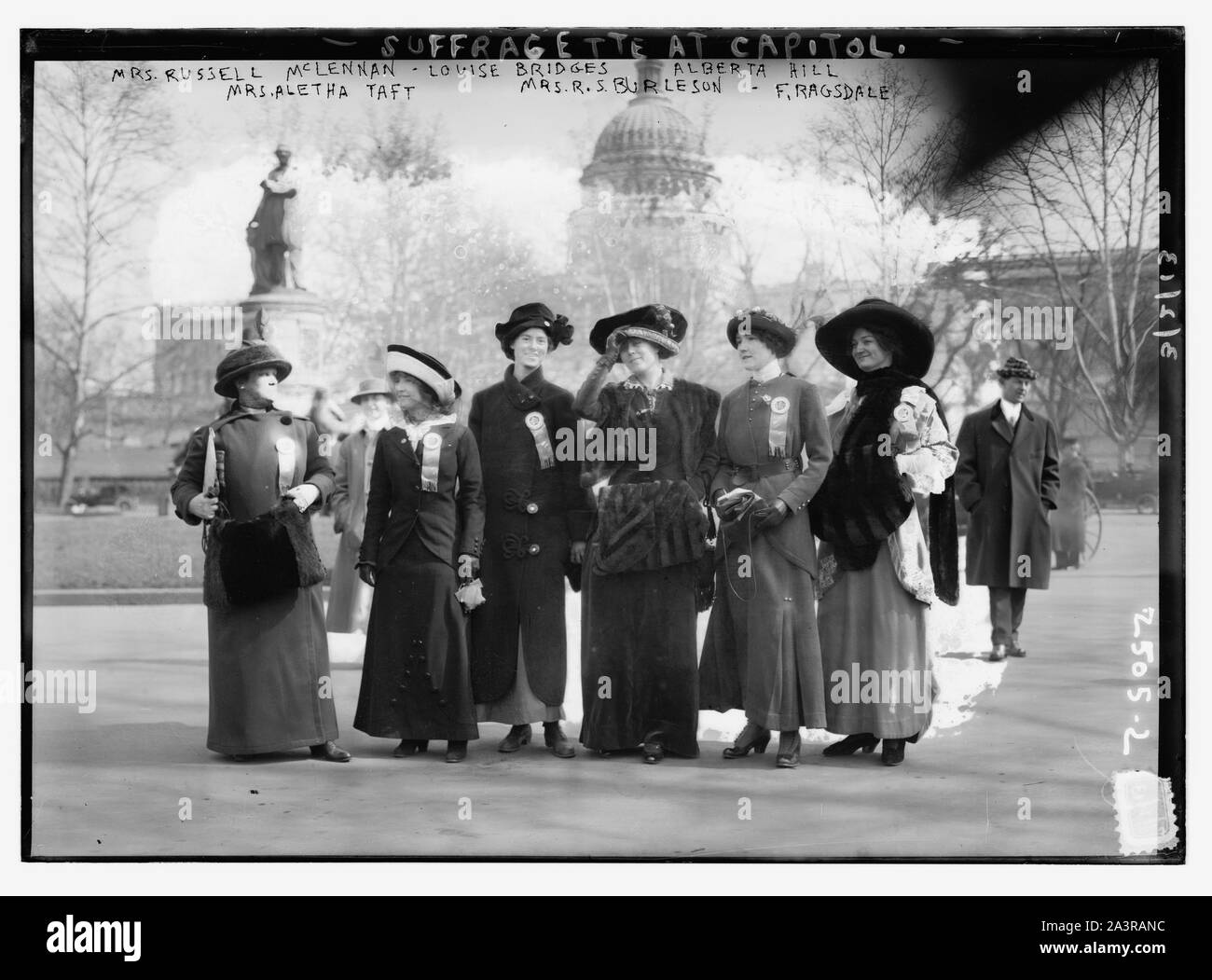 Suffragettes at capitol: Mrs. [Russell] McLennan, Mrs. Aletha Taft ...
