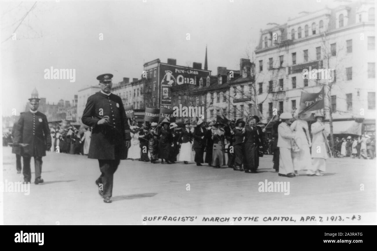 Suffragists 1913 Black and White Stock Photos & Images - Alamy