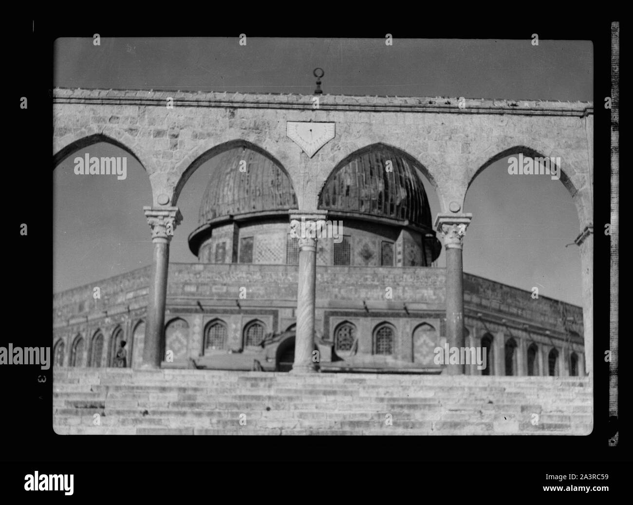 Sun dial Black and White Stock Photos & Images - Alamy