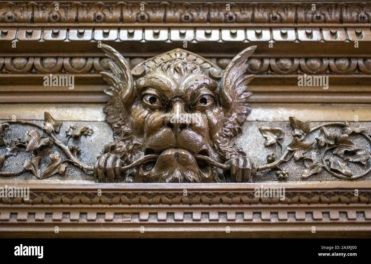 Carved wood decoration hi-res stock photography and images - Alamy