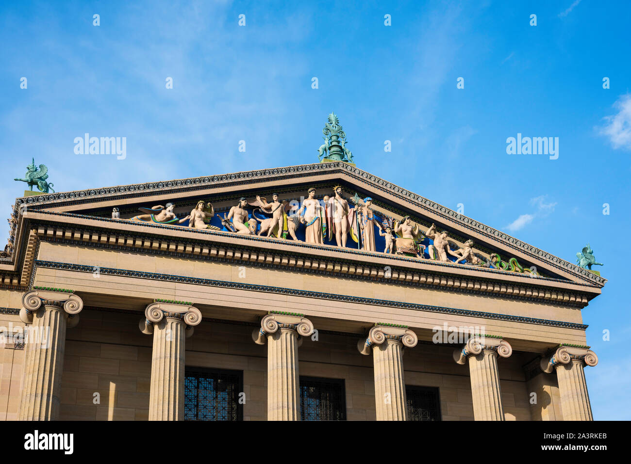 Neoclassical art architecture hi-res stock photography and images - Alamy