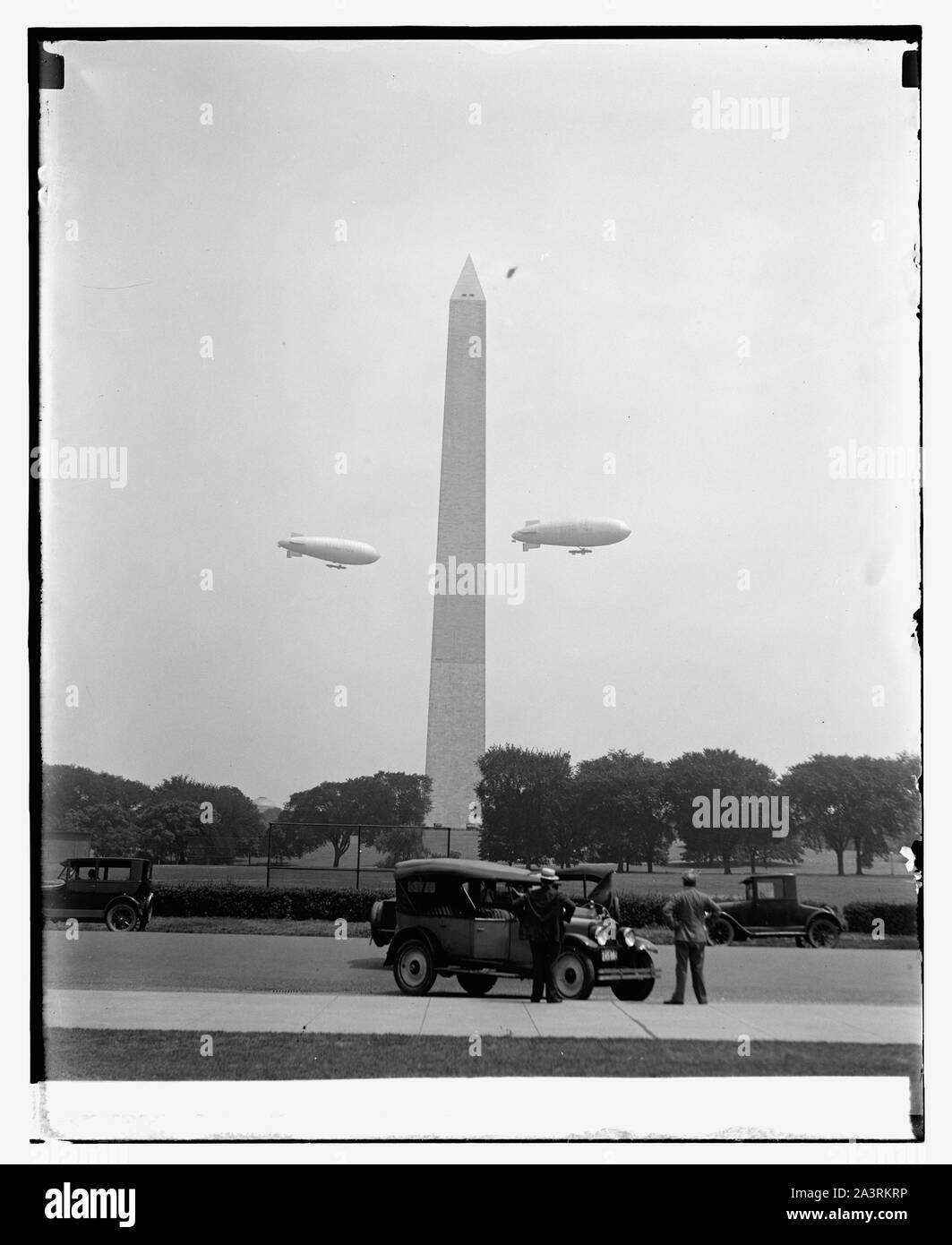 9 5 11 Black and White Stock Photos & Images - Alamy