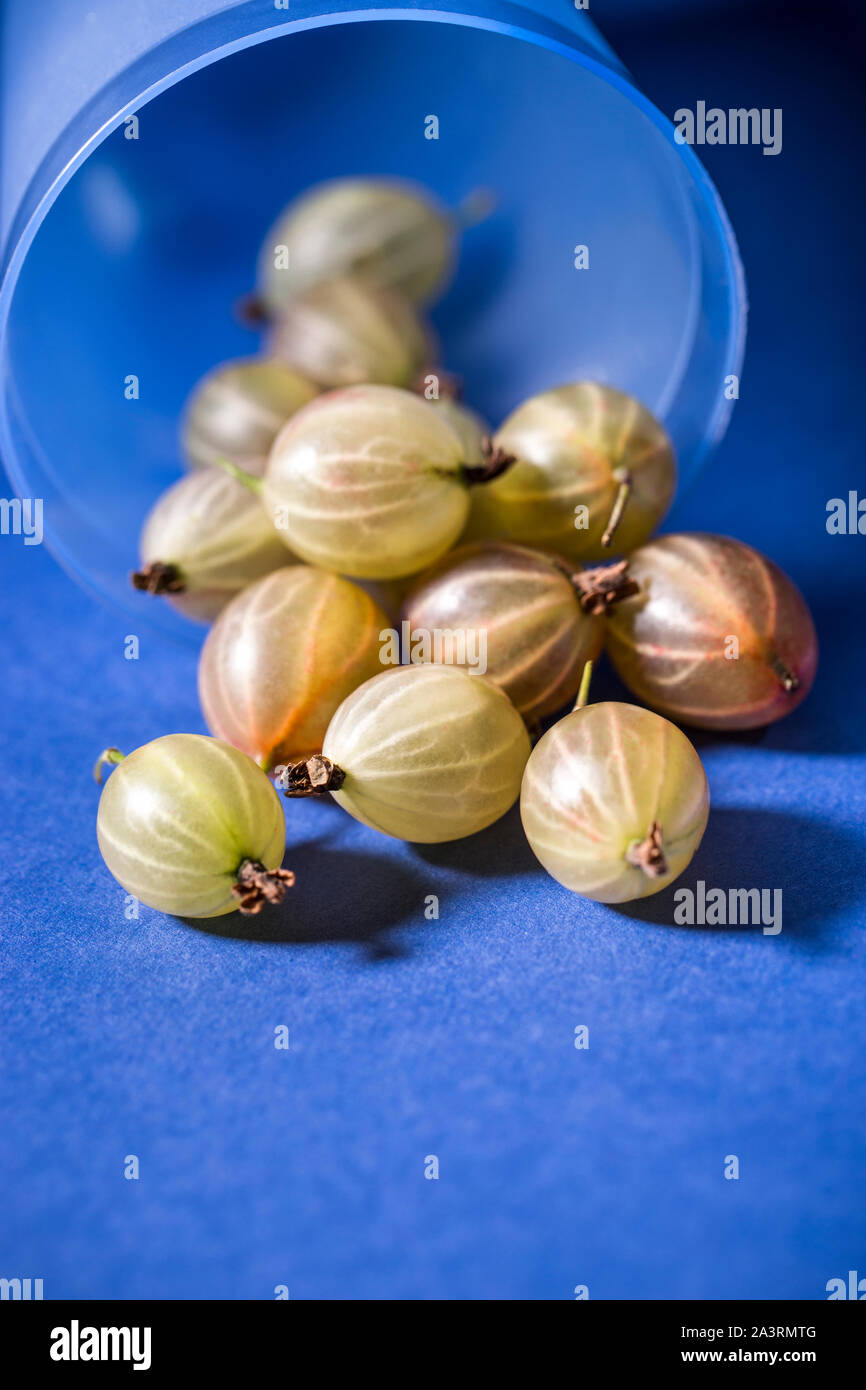 Ripe green gooseberry pattern hi-res stock photography and images - Alamy