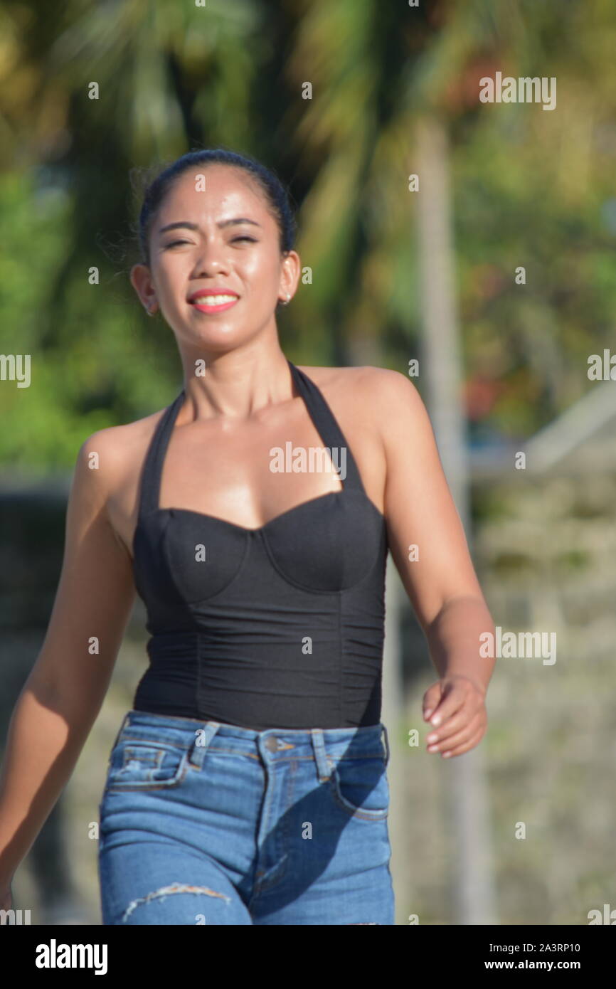 Woman female women walking hi-res stock photography and images - Alamy