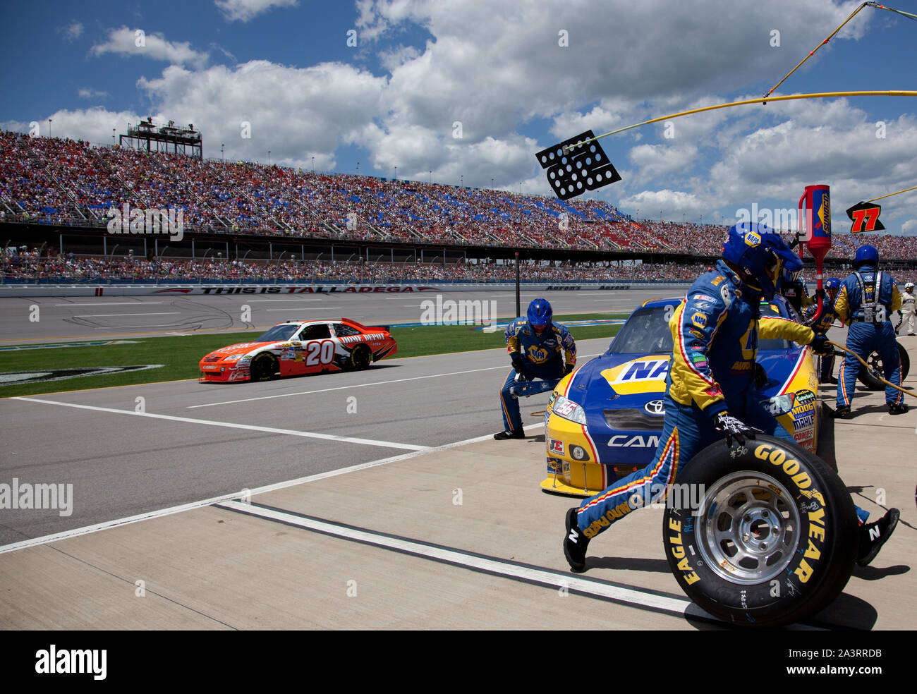 Alabama talladega superspeedway hi-res stock photography and images - Alamy