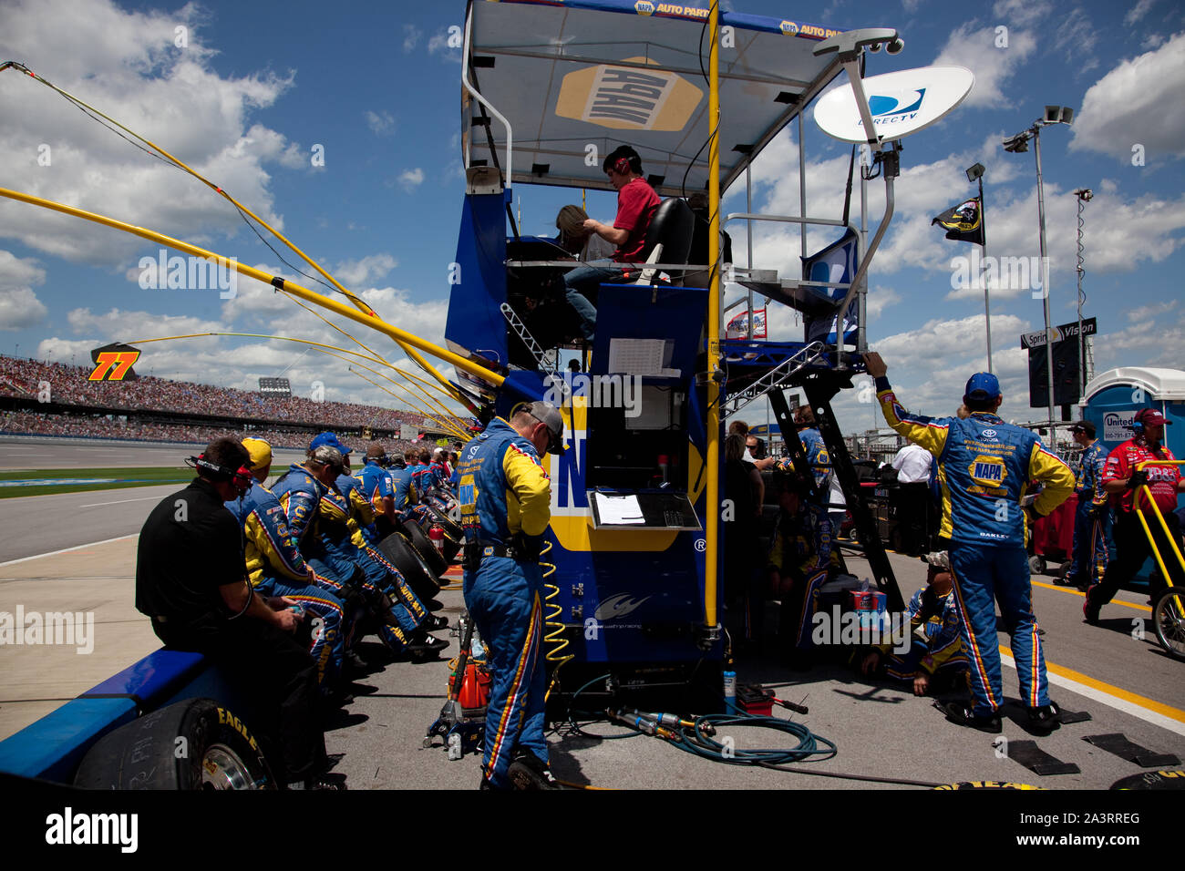 Alabama Talladega Superspeedway High Resolution Stock Photography and ...