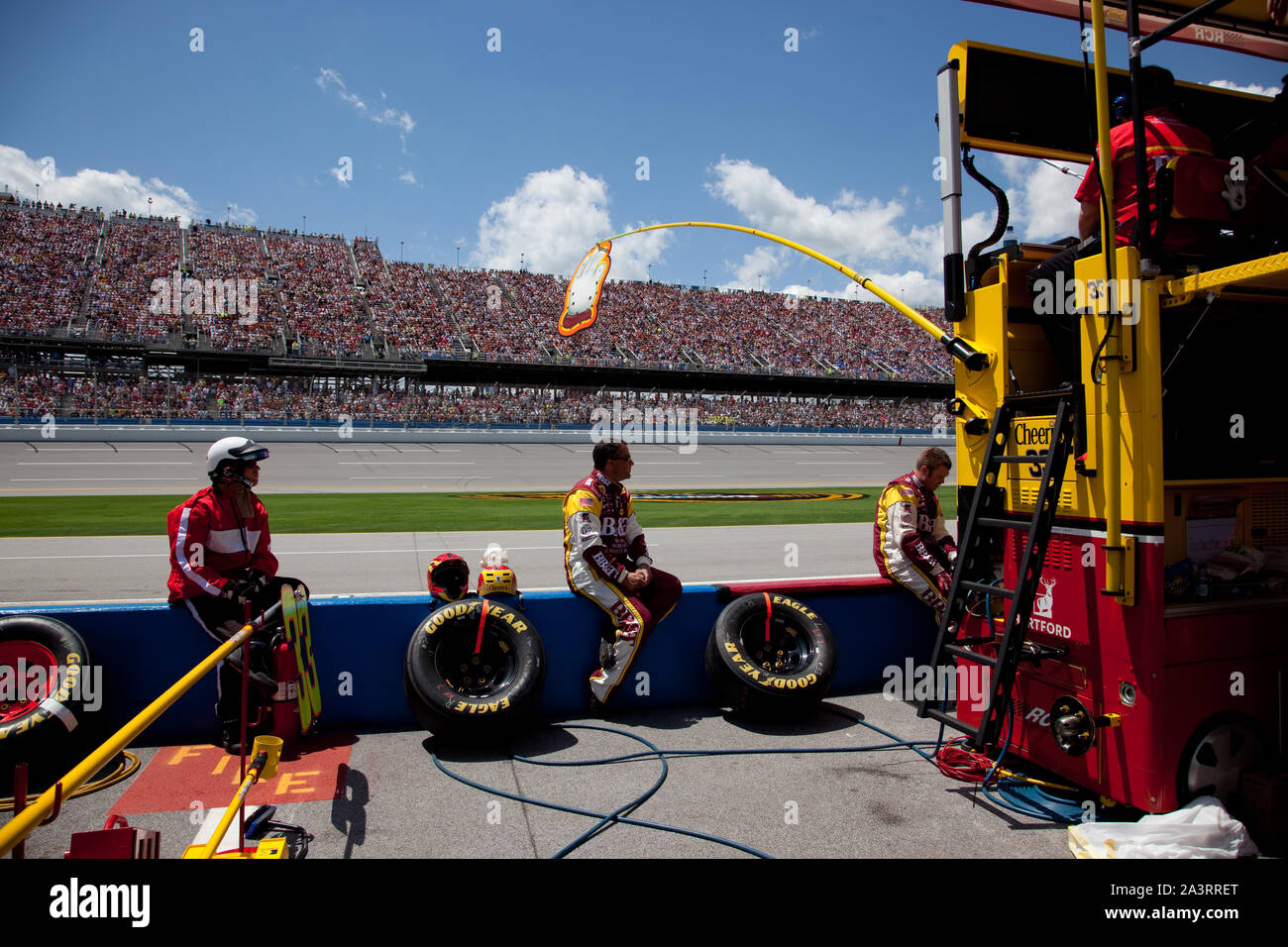 Superspeedway race track hi-res stock photography and images - Alamy