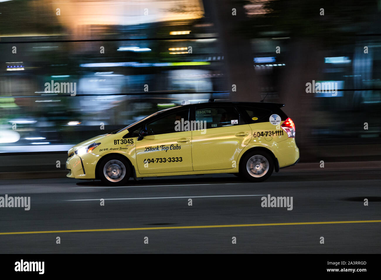 Toyota prius taxi hi-res stock photography and images - Alamy