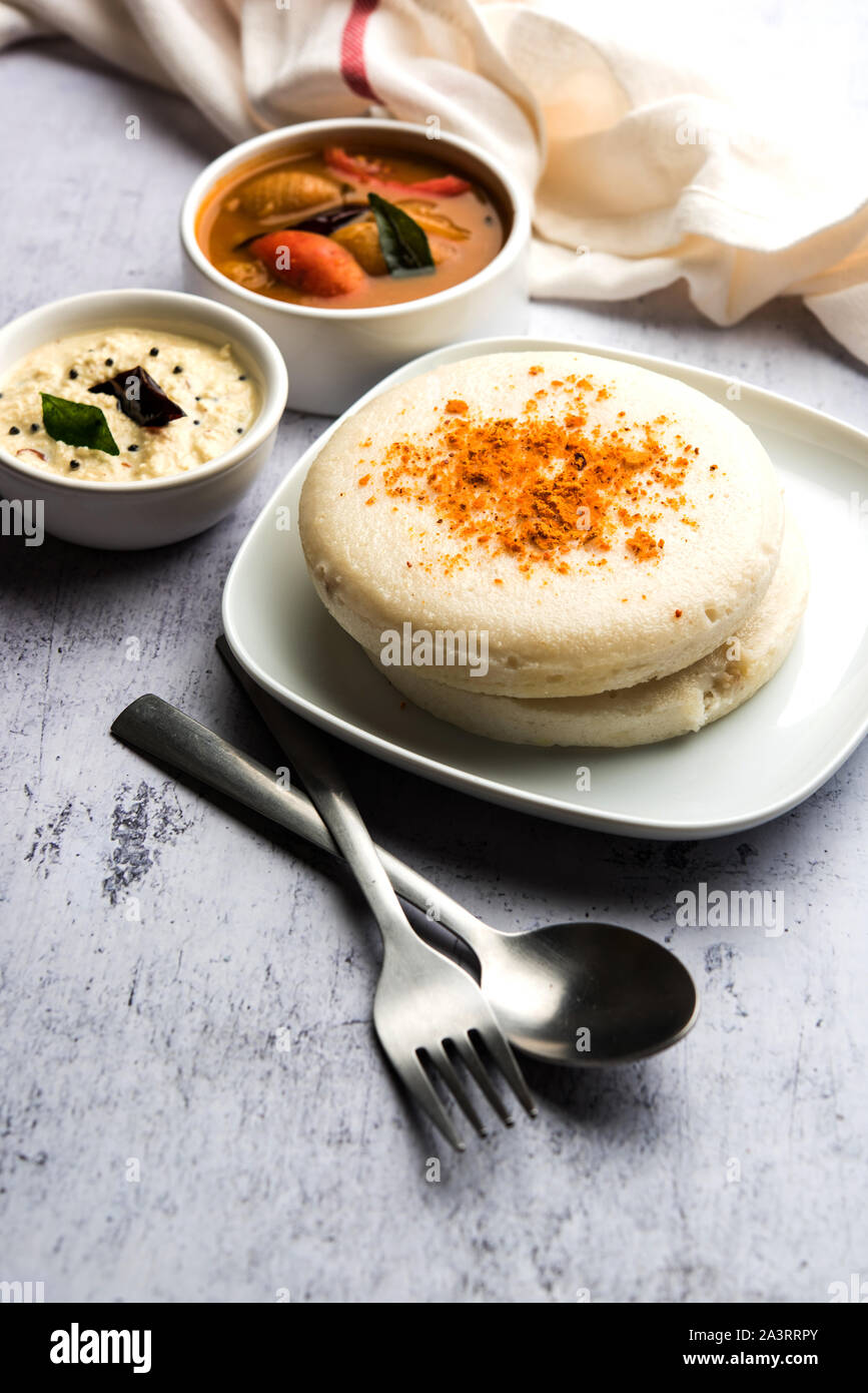 Thatte or Taste Idli also known as Plate Idly is a Popular south Indian ...