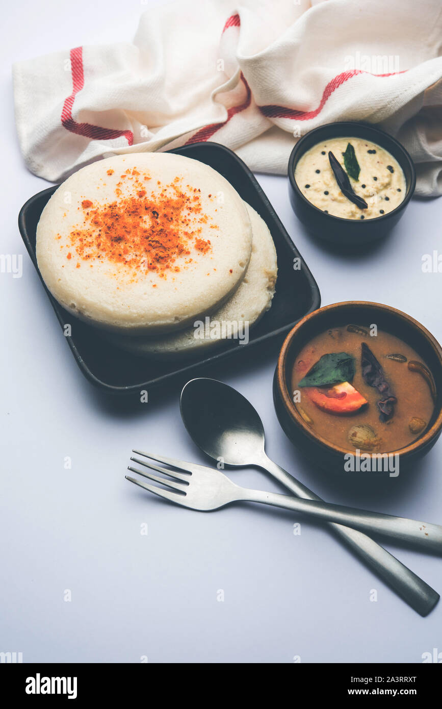 Thatte or Taste Idli also known as Plate Idly is a Popular south Indian ...