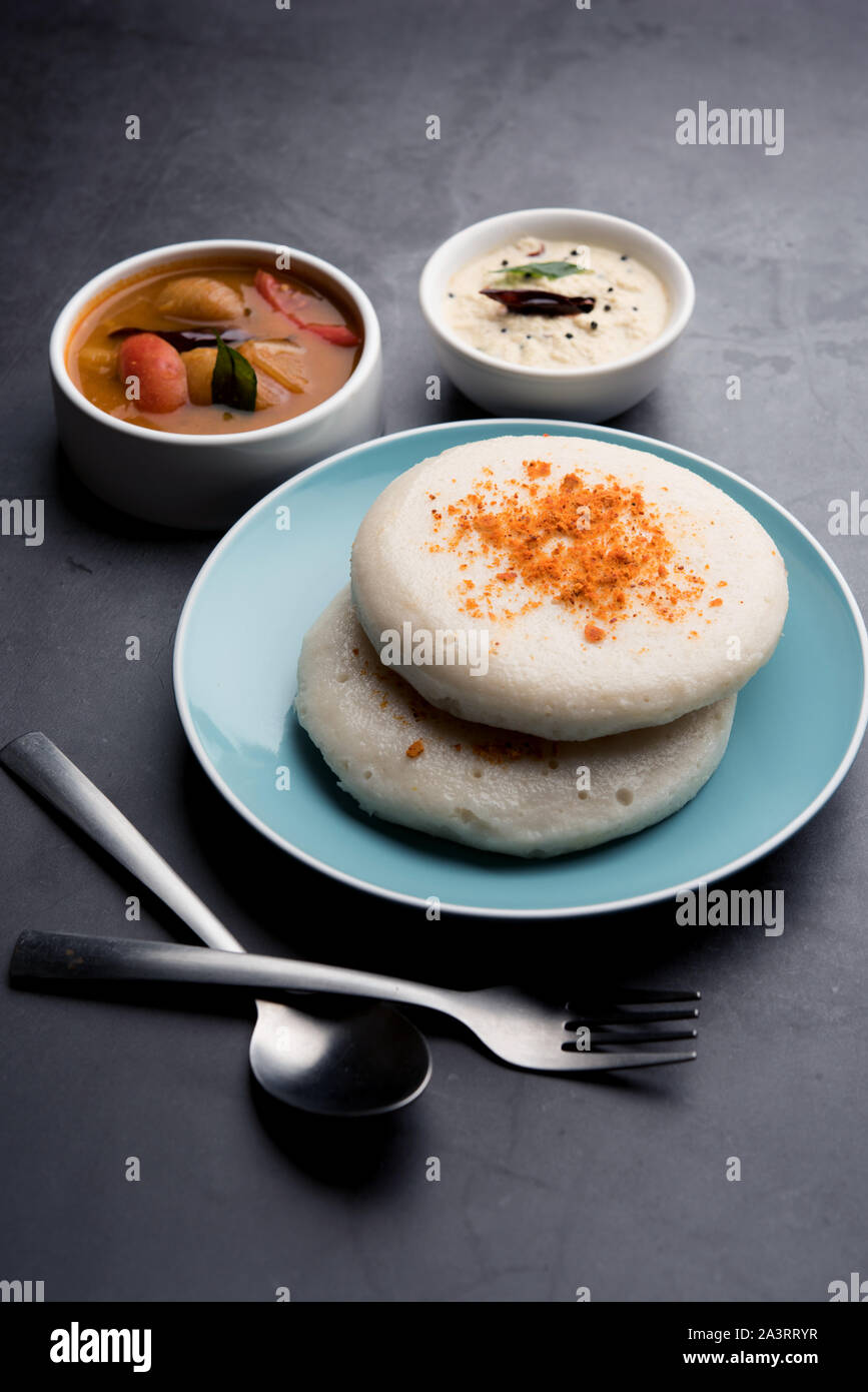 Thatte or Taste Idli also known as Plate Idly is a Popular south Indian ...
