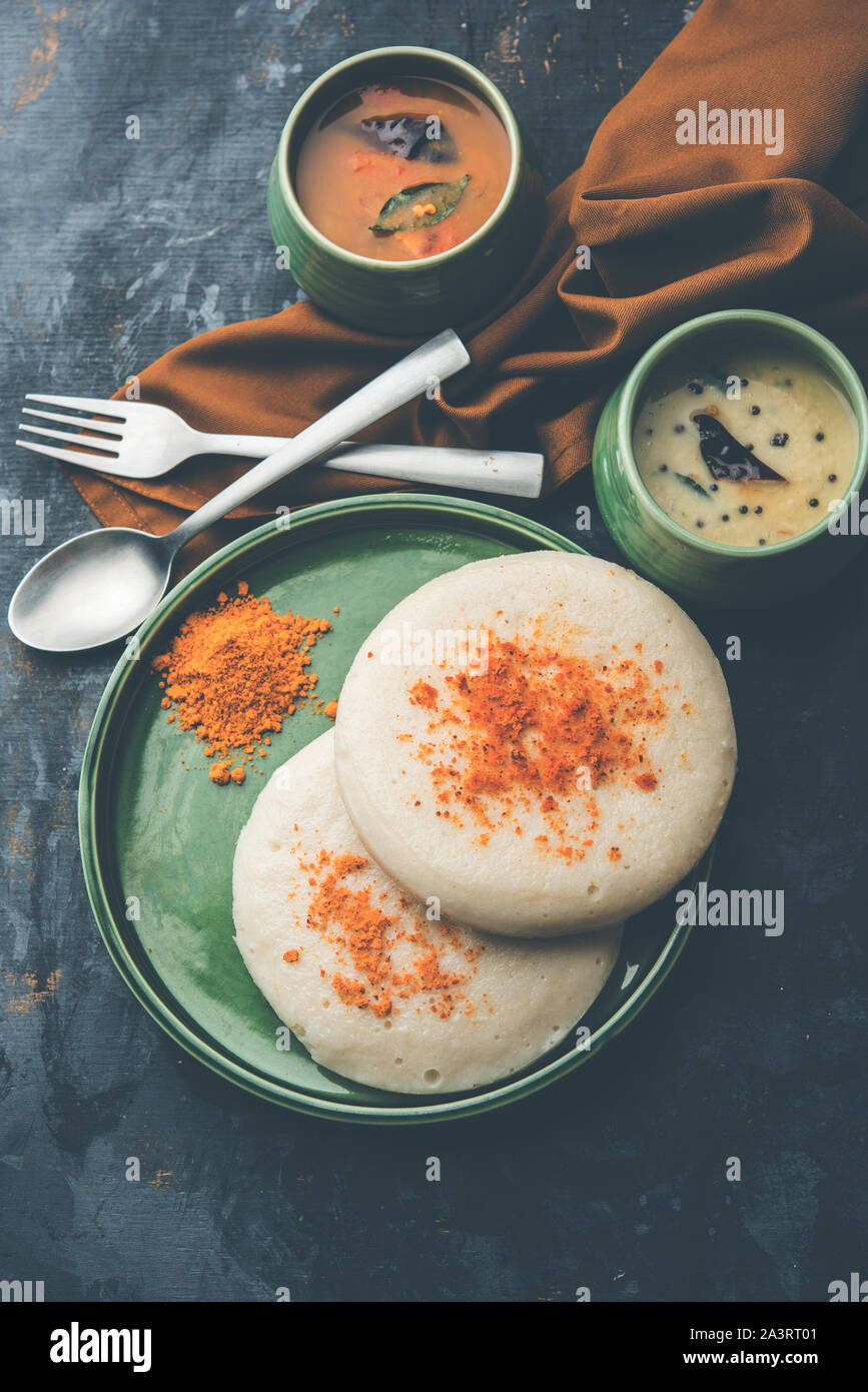 Thatte or Taste Idli also known as Plate Idly is a Popular south Indian ...
