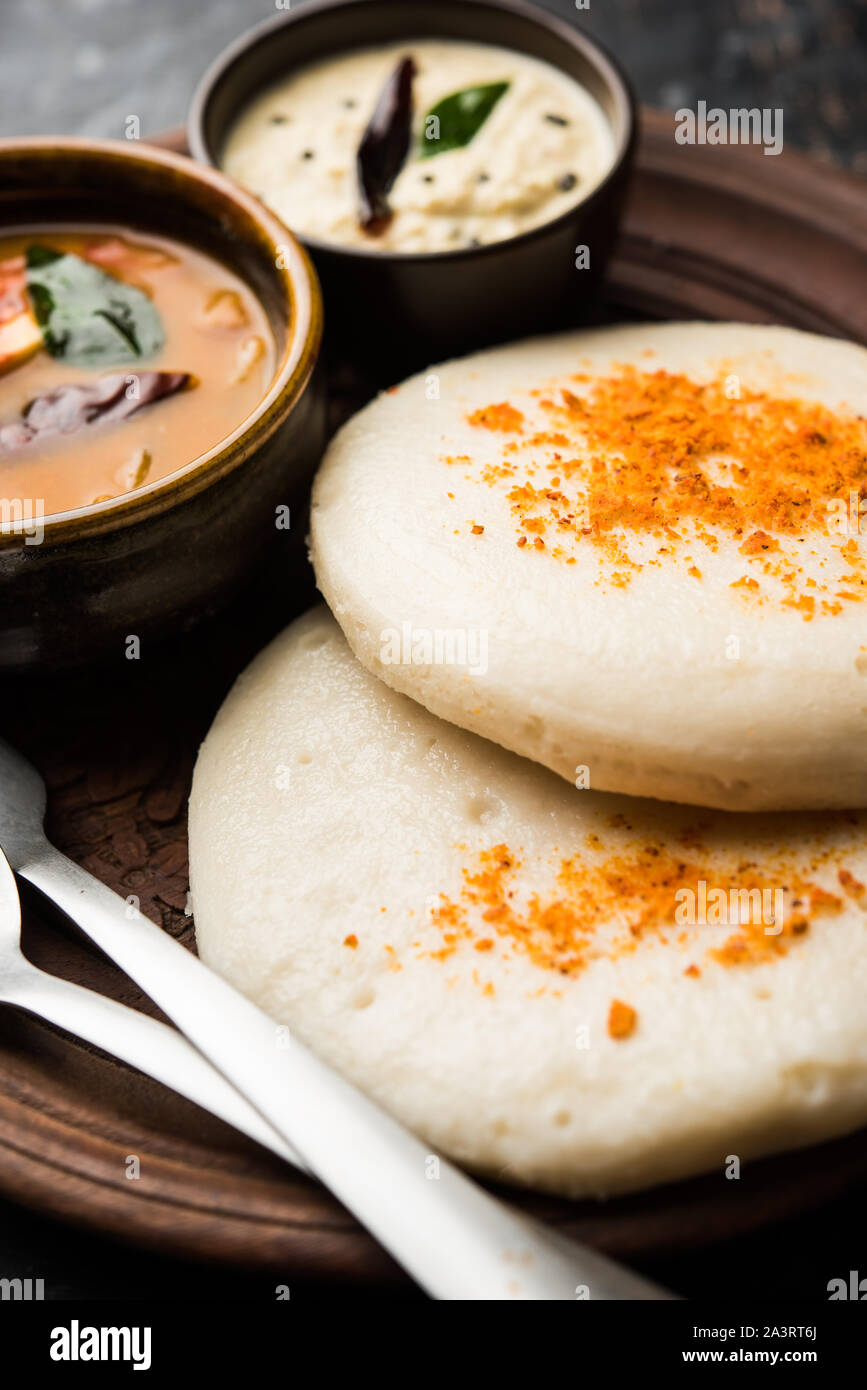 Thatte or Taste Idli also known as Plate Idly is a Popular south Indian ...