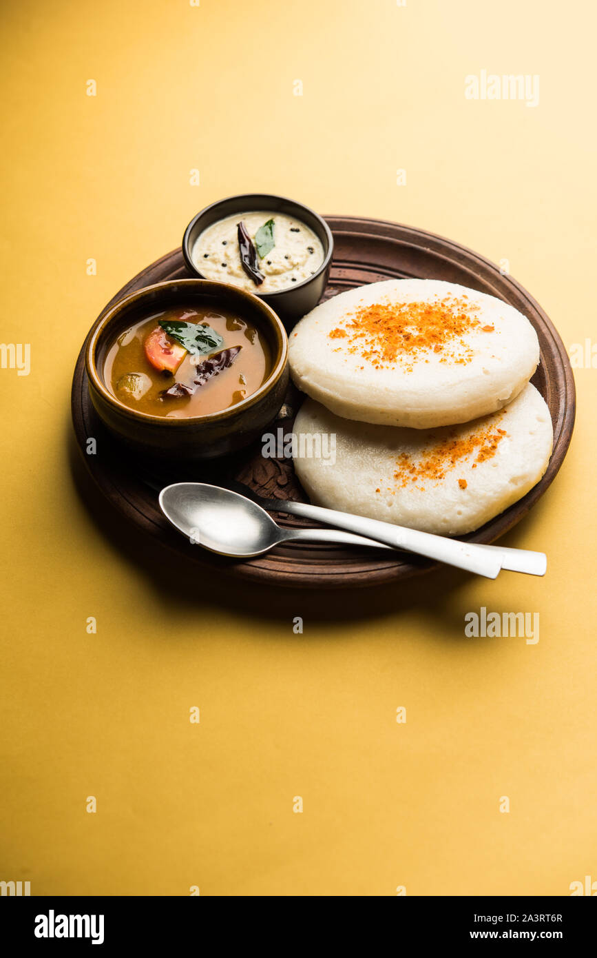 Thatte or Taste Idli also known as Plate Idly is a Popular south Indian ...