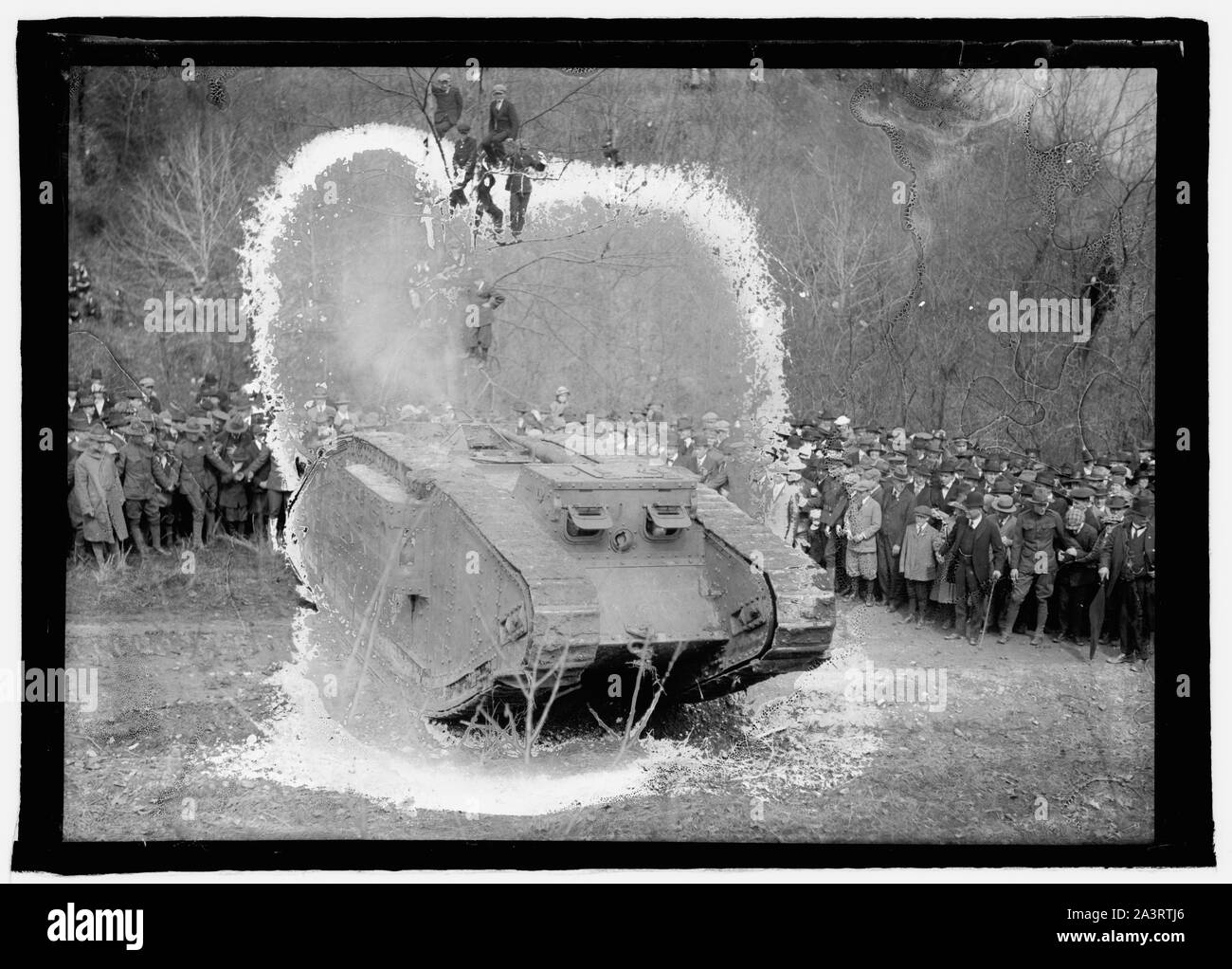 Tank demonstration hi-res stock photography and images - Alamy