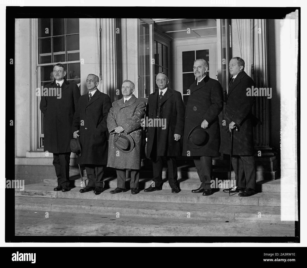 Tariff tax Cut Out Stock Images & Pictures - Alamy