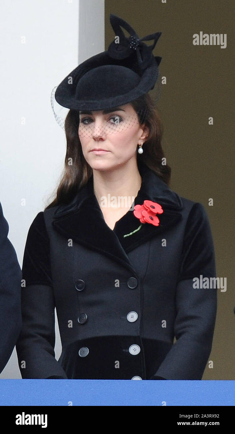 Kate middleton sad hi-res stock photography and images - Alamy