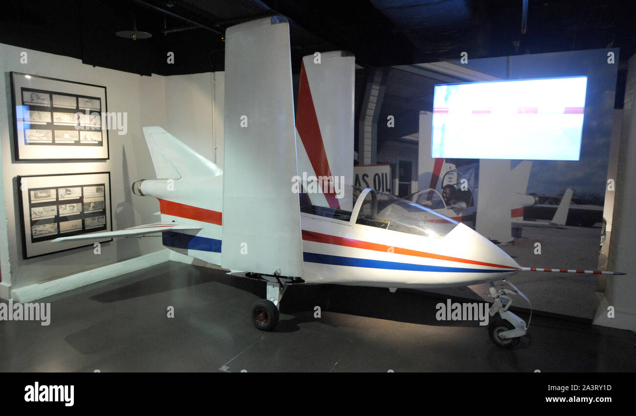 Acrostar jet hi-res stock photography and images - Alamy