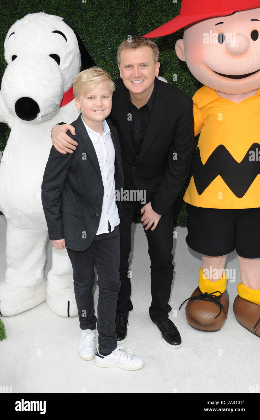 Photo Must Be Credited ©Kate Green/Alpha Press 079965 079965 28/11/2015 ...
