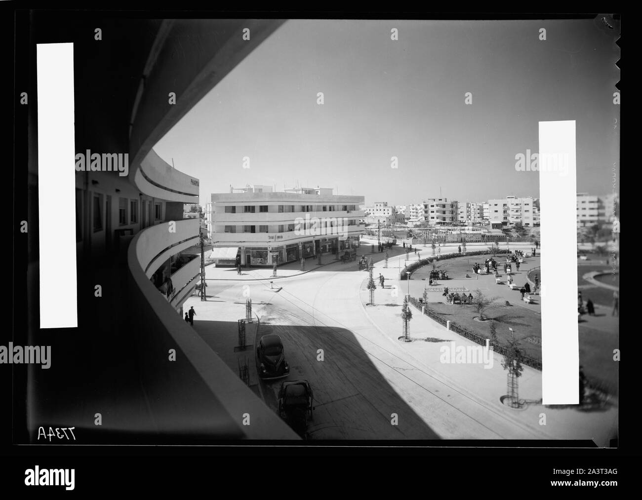Tel Aviv. Dizengoff Circle, circular balconies Stock Photo - Alamy