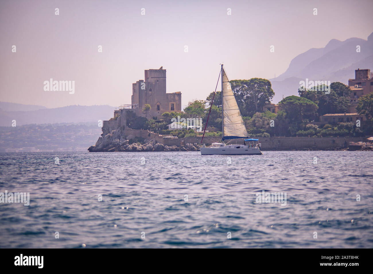 Solanto castle hi-res stock photography and images - Alamy