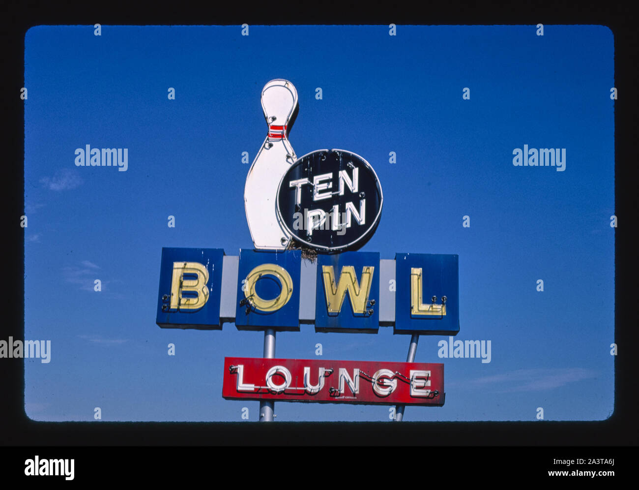 Ten pin hi-res stock photography and images - Alamy