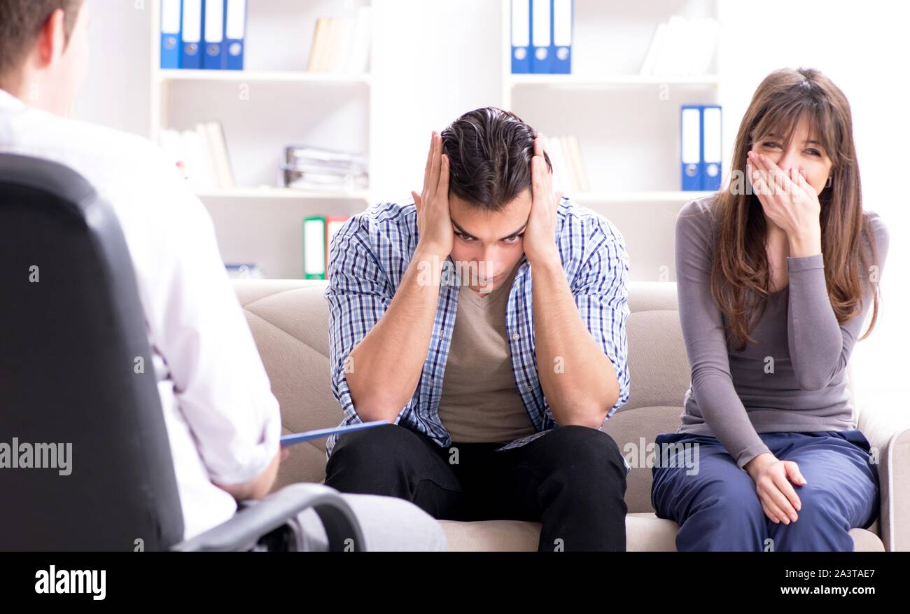 The family visiting psychologist for family problem Stock Photo - Alamy