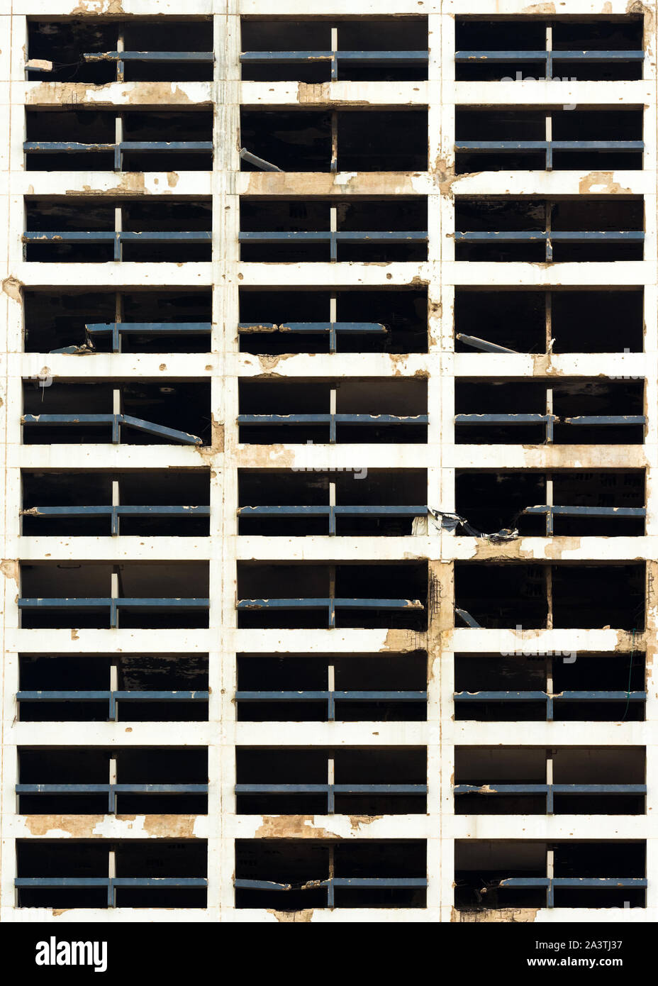 Holiday inn beirut war hi-res stock photography and images - Alamy